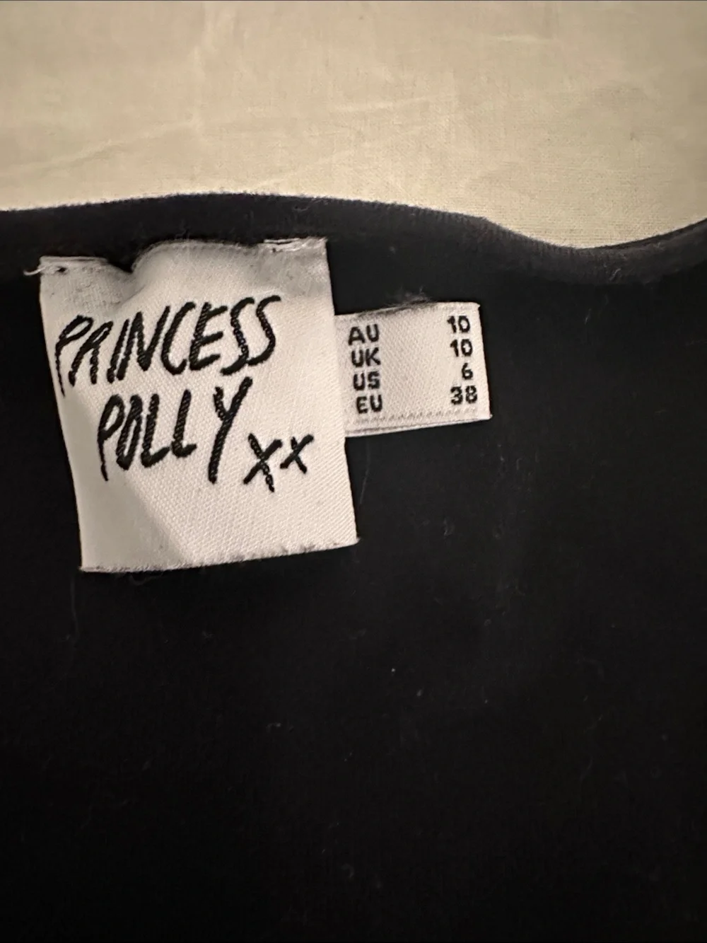 Princess Polly | Tops | Princess Polly Black Scoop Neck Crop Tank ...